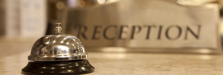 Spanish Phrases for Hotel Check-In - Latin ELE